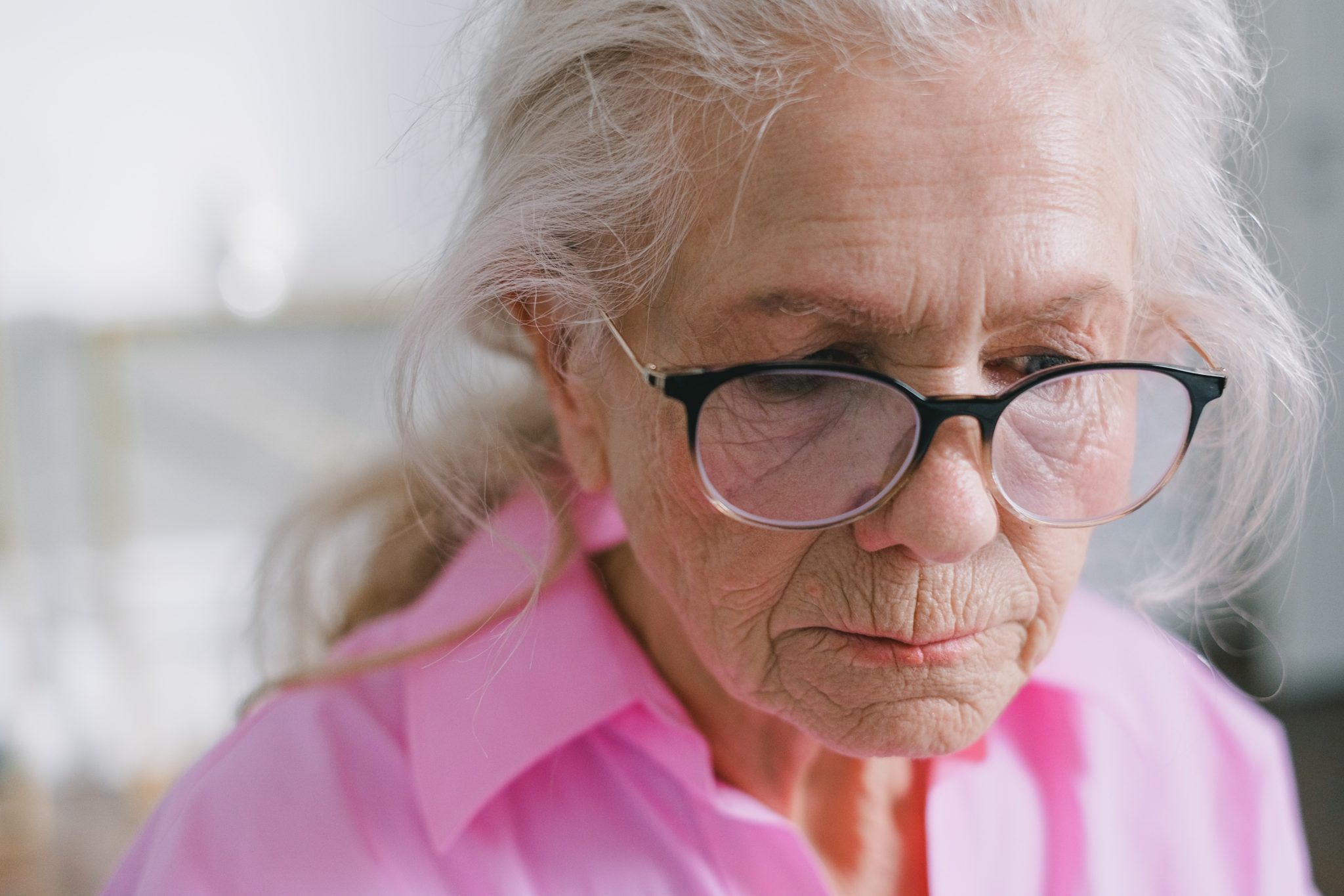 Effects of Isolation on Dementia and What You Can Do to Help ...